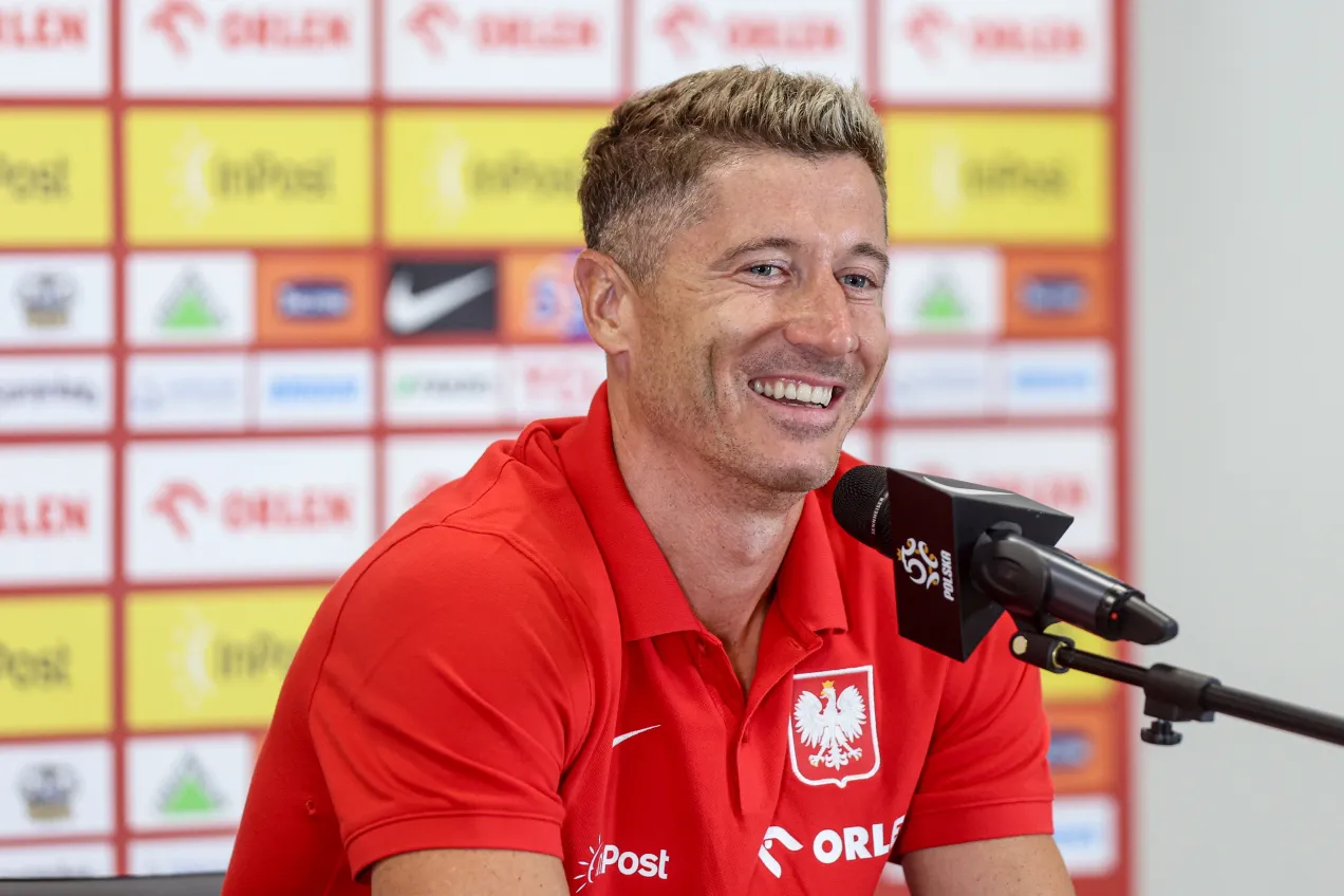 Ile języków zna Robert Lewandowski - Sprawdź, jakimi włada płynnie