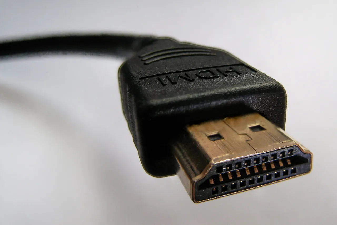 HDMI ARC - Czy potrzebny jest specjalny kabel? Prawda o podłączeniu